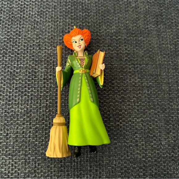 Hallmark | Holiday | Hallmark Keepsake Ornament 223 Disney Hocus Pocus ...